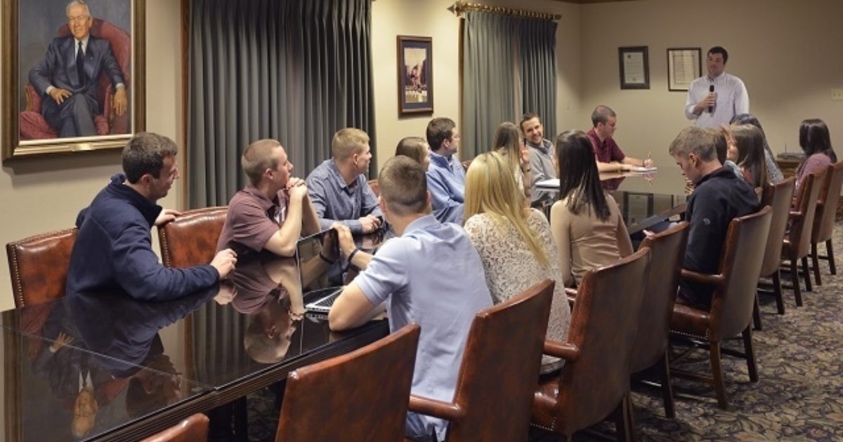 Business Meetings | German Club of Virginia Tech